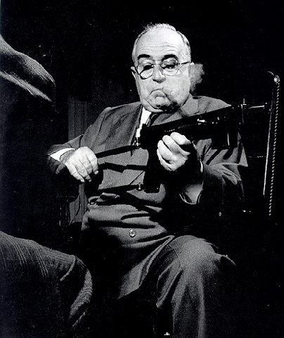 Pai dos pobres e anticomunista: Os dois lados de Getúlio Vargas