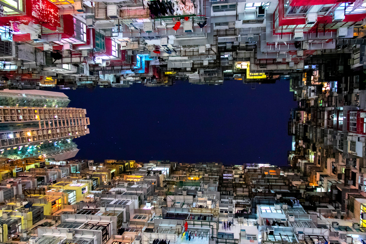Monster Building: Conheça o edifício em Hong Kong com mais de 2 mil ...