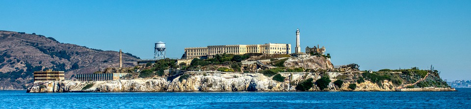 Conheça algumas curiosidades sobre a penitenciária de Alcatraz ...