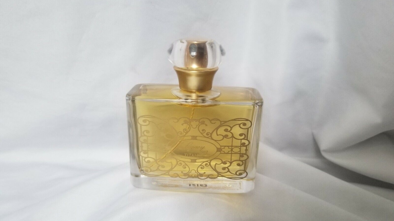 Os curiosos perfumes que foram recuperados dos destroços do Titanic ...