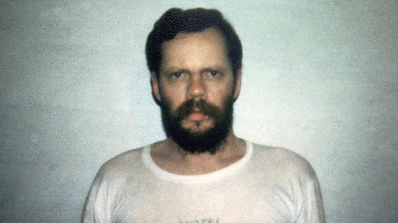 2.455 dias sendo refém do Hezbollah: Há 35 anos Terry A. Anderson era ...