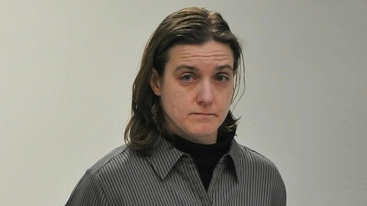 Sonja Farak, a mulher que arruinou 30 mil julgamentos nos Estados ...