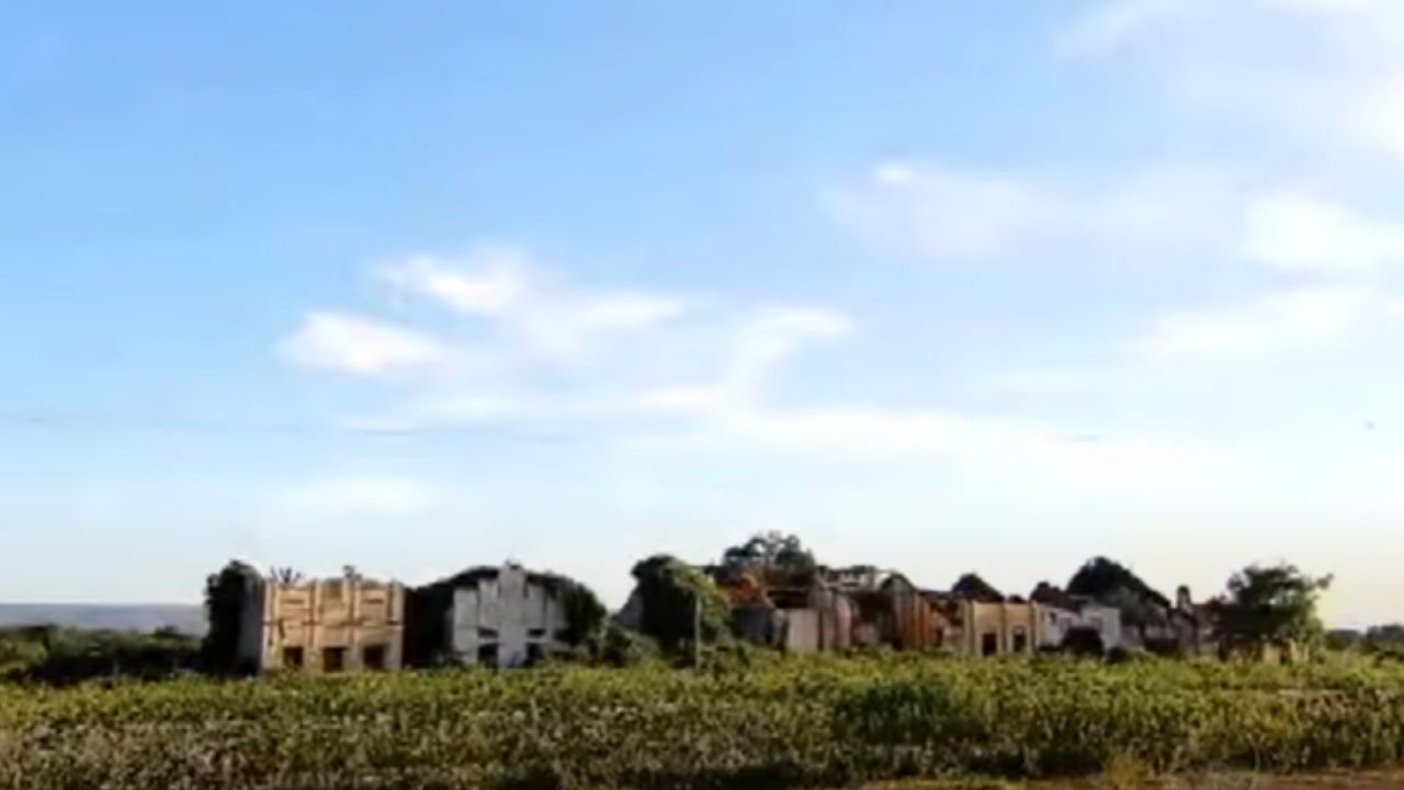 Cococi, a impressionante cidade 'fantasma' do sertão cearense ...