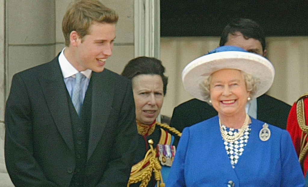O dia em que Elizabeth II viralizou ao chamar a atenção de William ...