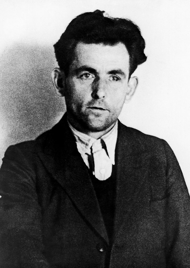 Há exatos 80 anos, o Fuhrer quase foi morto pelo comunista Georg Elser ...