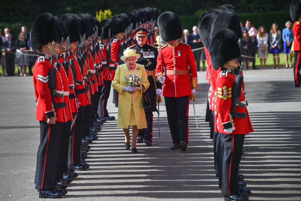 5 fatos curiosos sobre a Guarda Real da Rainha Elizabeth II - Aventuras ...