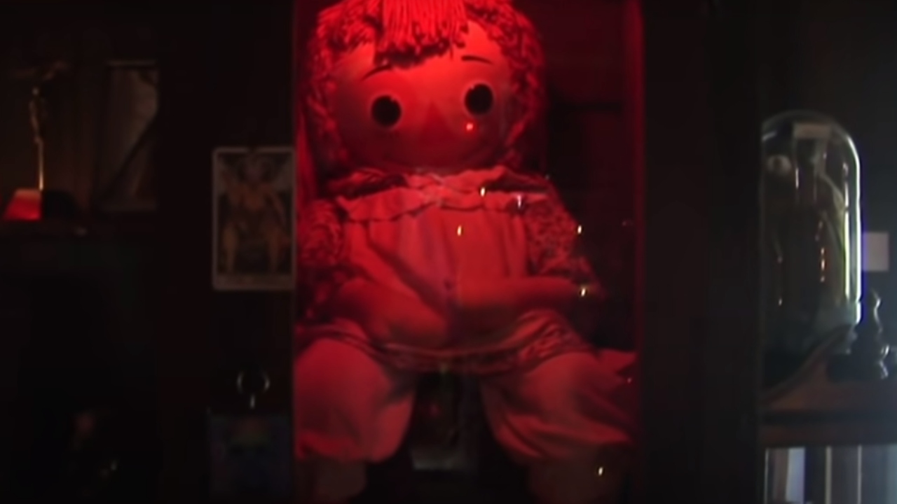 Por que o museu que abriga a boneca Annabelle fechou as portas ...