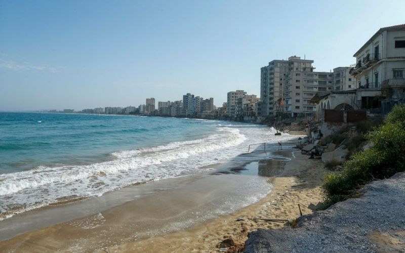 A cidade que parou em 1974: a conturbada história de Varosha ...