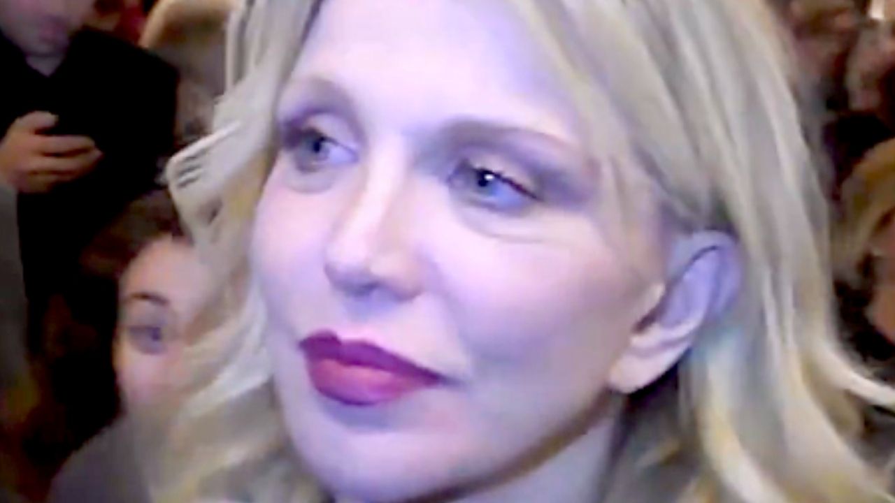 Por onde anda Courtney Love, a viúva de Kurt Cobain? - Aventuras na ...