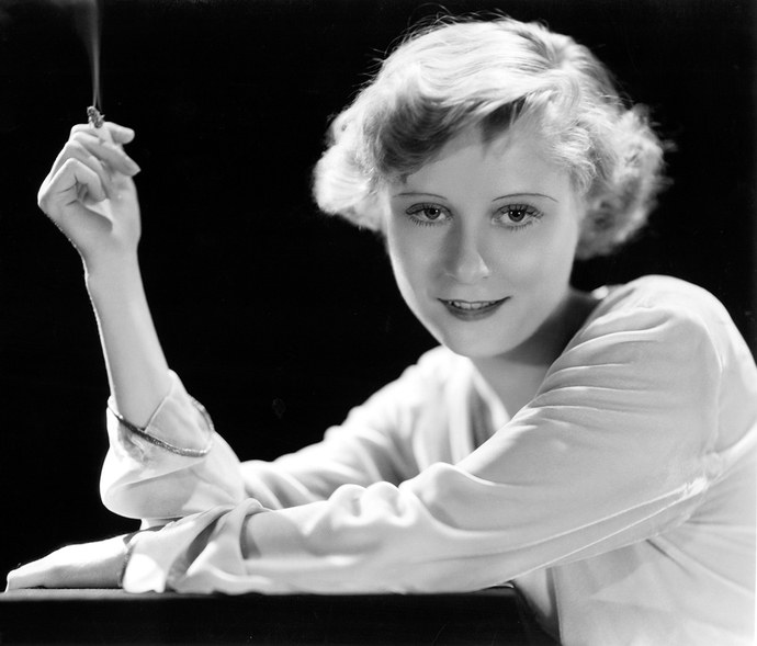 A angústia de Peg Entwistle e a morte que abalou Hollywood - Aventuras ...